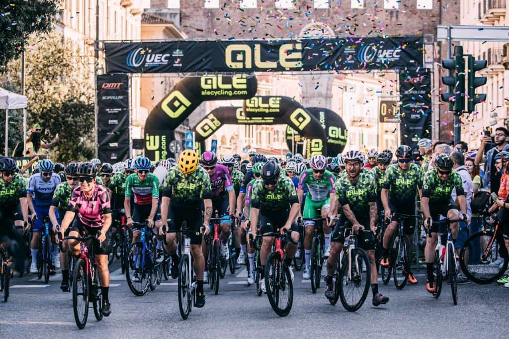 La Granfondo Alé La Merckx sceglie la tecnologia SILICONE di MARC per ...